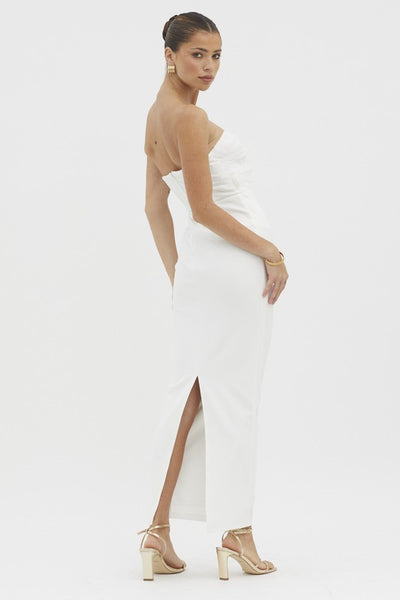 Kaylee Strapless Elegant Organza Detail Maxi Dress – Girls Will Be Girls